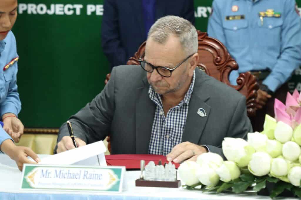 APOPO Extends Collaboration For Landmine Clearance In Cambodia With ...